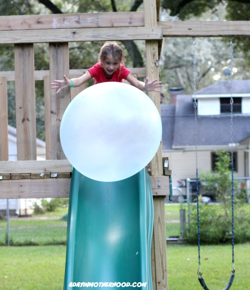 Super Wubble Ball Review + WIN 1 of 4 Super Wubble Bubbles