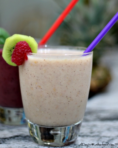 Make this Fruit Smoothie and Green Smoothie Recipe to Fuel Your Day