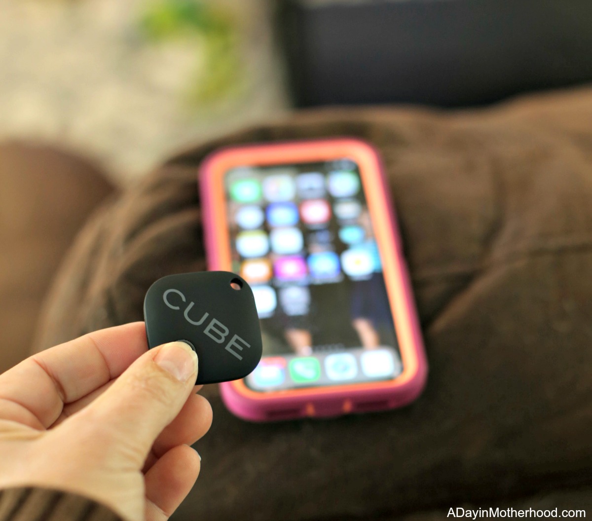 Find Your Phone and Those Important Things in a Jiffy with Cube Tracker