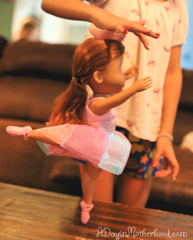 The Ballerina Dreamer Dancing Doll Review & GIVEAWAY!!
